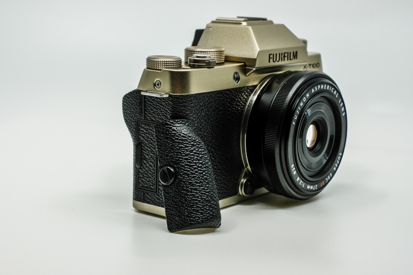 One of the most informative review of the Fujifilm X-T100: The complete ...