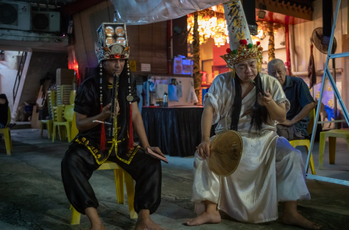 Documenting our religious heritage: Tua Ya Pek rituals at 封玉福善墰 temple ...